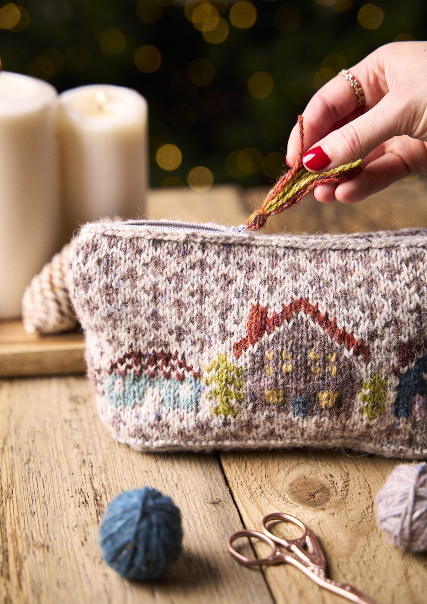 Holly Notions Pouch | Rowan